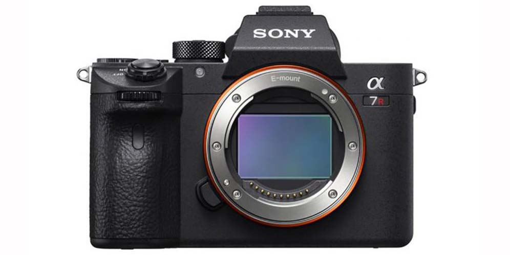Hey Bro, Ini Kamera Mirrorless Baru-nya Sony! | LAzone.id