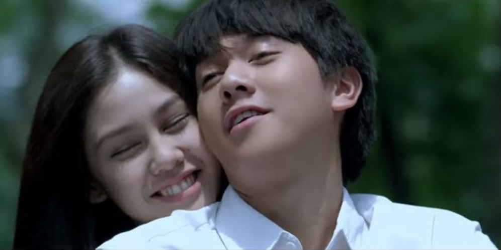 Belajar Jurus Gombal dari Trailer Dilan 1991 | LAzone.id