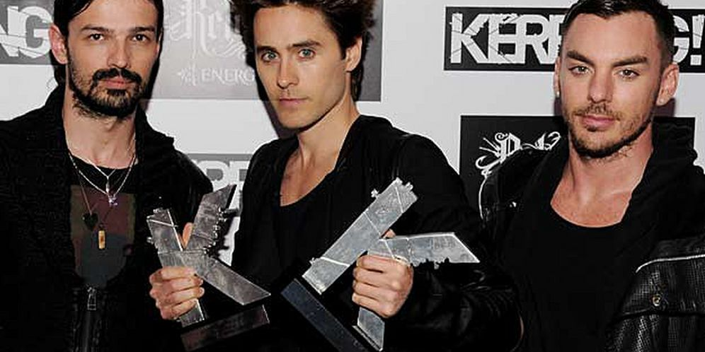 Deretan Grup Musik Terkenal Dunia yang Personilnya Ternyata Bersaudara ...