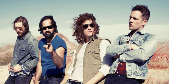 Brandon Flowers: Album Debut The Strokes Lebih Baik dari Kami | LAzone.id