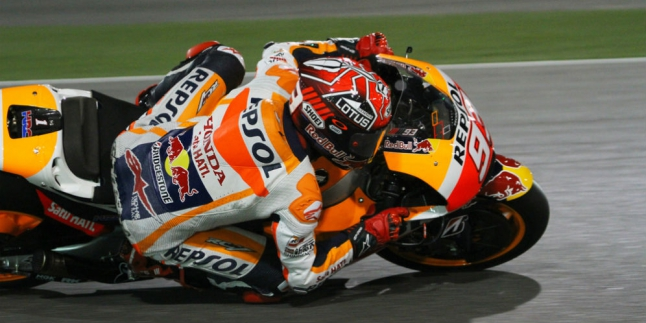 Marquez Naik Podium, Rossi Betah di Puncak | LAzone.id Marquez Naik Podium, Rossi Betah di Puncak | LAzone.id