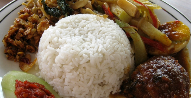 Nasi Ambang, Rames-nya Malaysia | LAzone.id