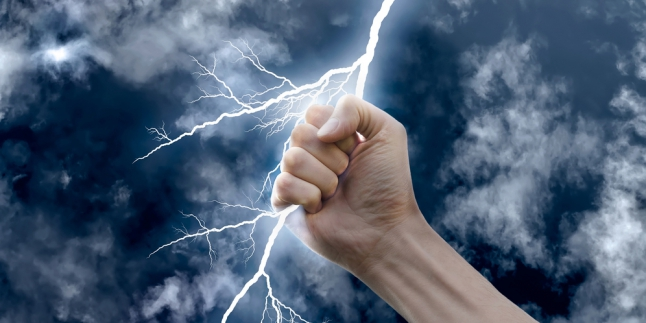 Slavisa Pajkic, Electro Versi Manusia Asli | LAzone.id