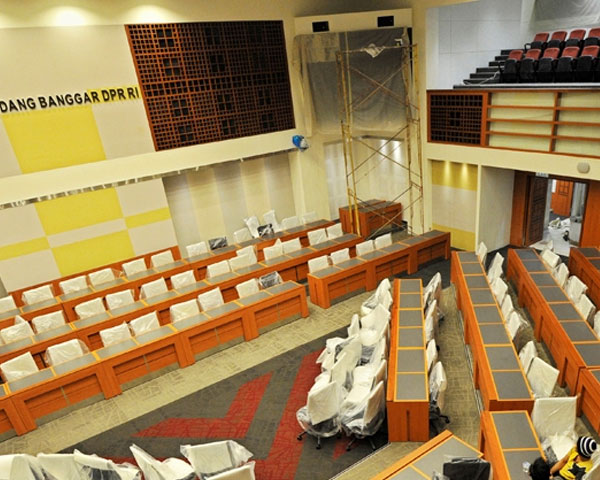 Udah dihemat, ruang rapat DPR masih bernilai miliaran rupiah | LAzone.id