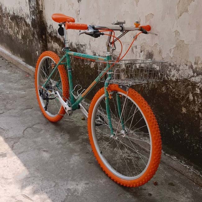 Kombinasi Warna Ngejreng Biar Sepeda Lo Stand Out | LAzone.id