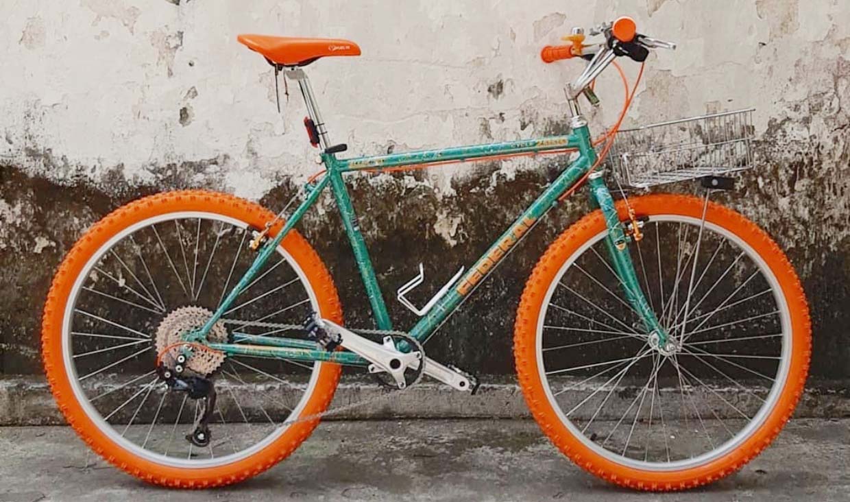Kombinasi Warna Ngejreng Biar Sepeda Lo Stand Out | LAzone.id