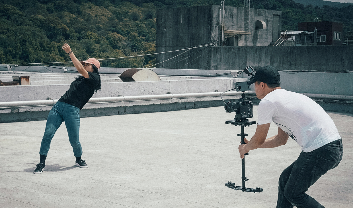 Tips Dasar dari Fotografer Jadi Videografer | LAzone.id