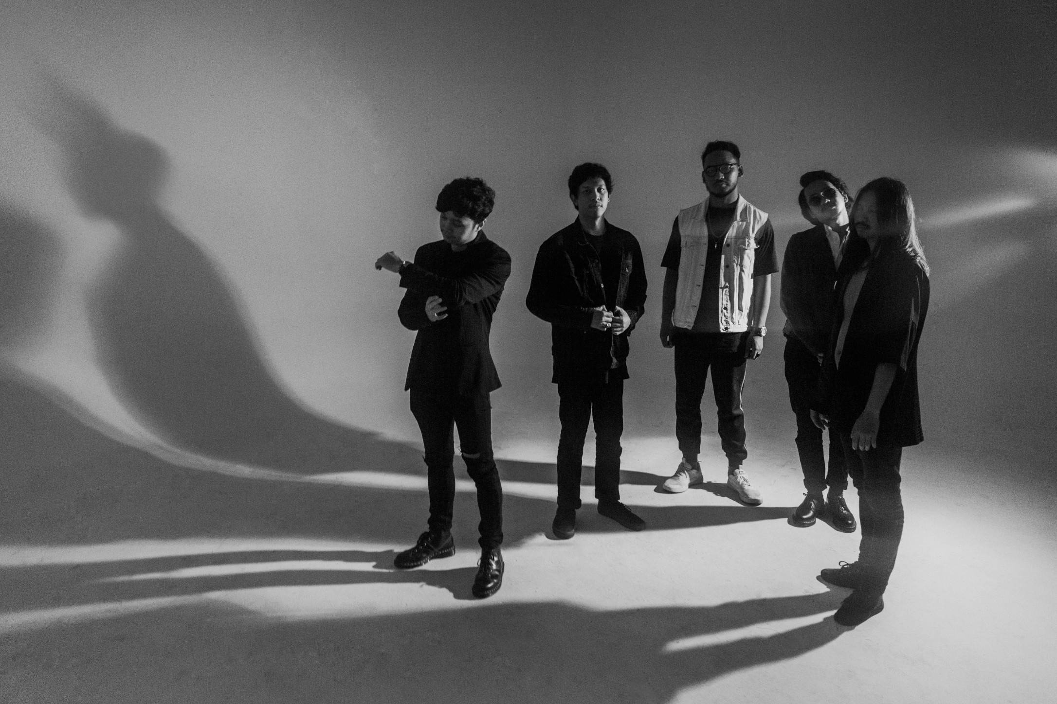 Feast, Berawal Dari Diskusi di Kampus Hingga Jadi Musik | LAzone.id