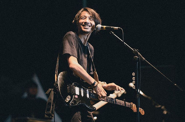 7 Fakta Fiersa Besari Musisi Petualang | LAzone.id