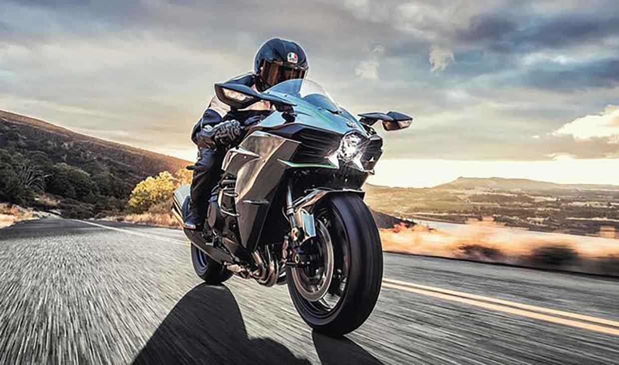 Motor Terkencang di Top Gun: Maverick | LAzone.id