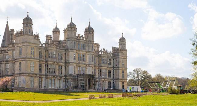 Wayne Manor di The Flash, Versi Keaton atau Affleck? | LAzone.id