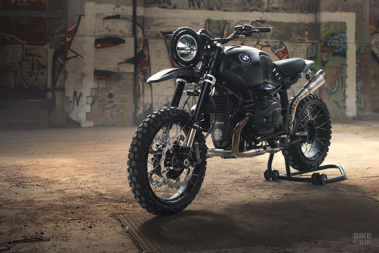 “Thor”, BMW Pelibas Segala Medan Dari Swedia | LAzone.id