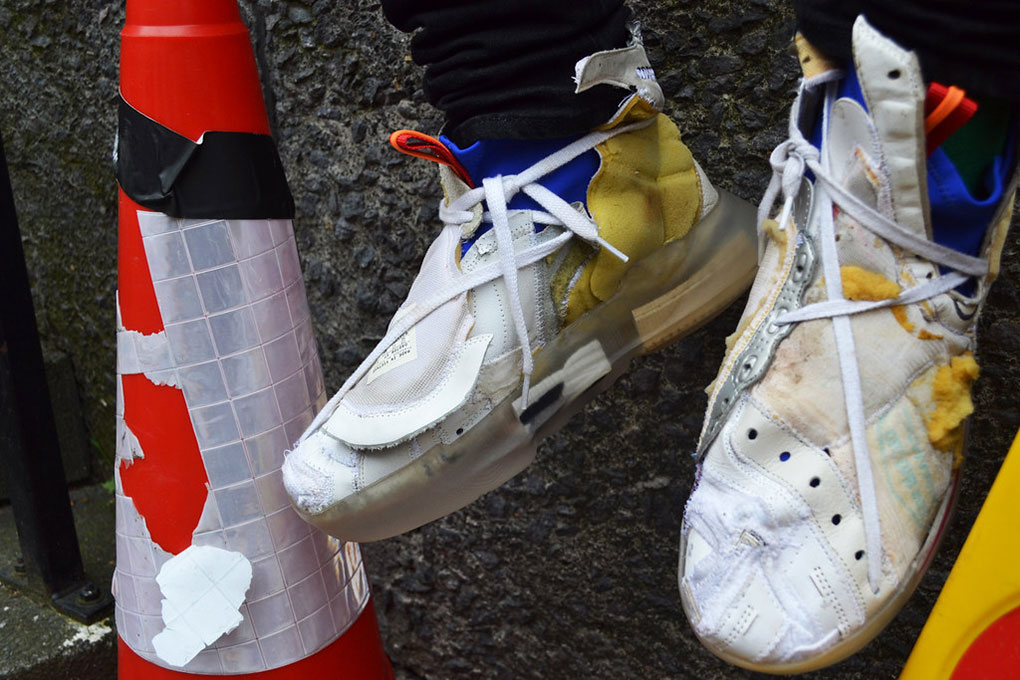 Sampah Sepatu Jadi Sneakers Baru | LAzone.id