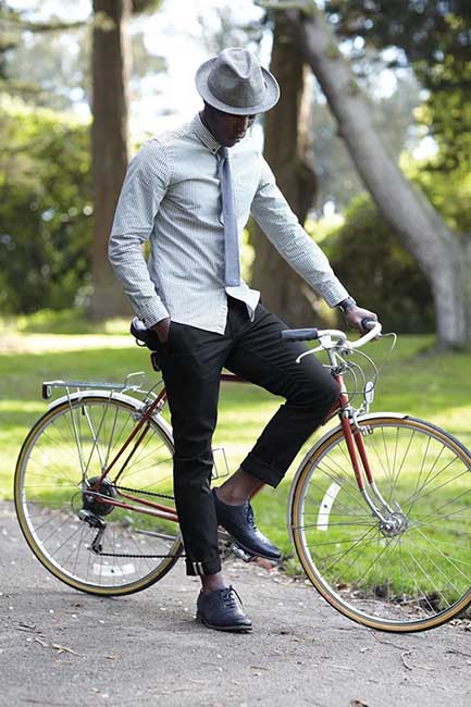 Nih Fashion Buat Naik Sepeda Klasik | LAzone.id